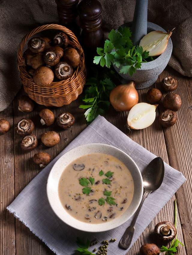 Crème de Champignons de Paris un bon velouté d'automne très gourmand ...