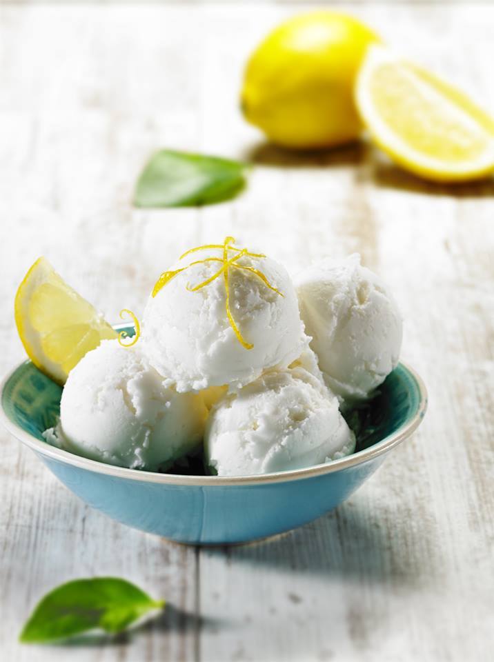 Sorbet au citron simple, léger, trés rafraichissant et peu calorique