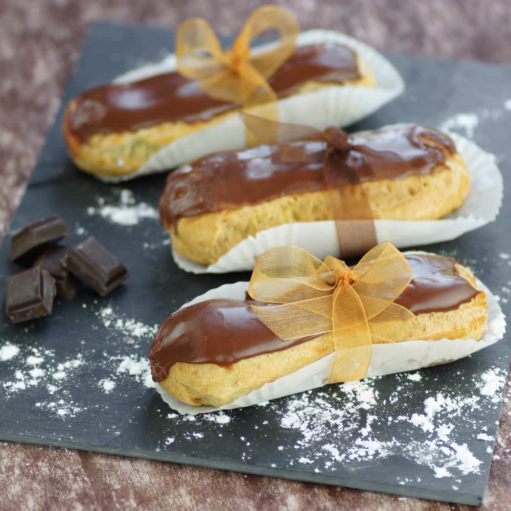 Éclairs Vanille chocolat une patisserie qui est un grand classique gourmand