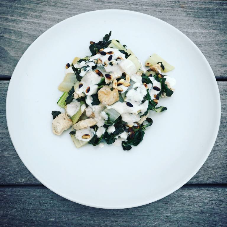 Blettes et poulet sauce tahin, Une recette diététique et très gourmande